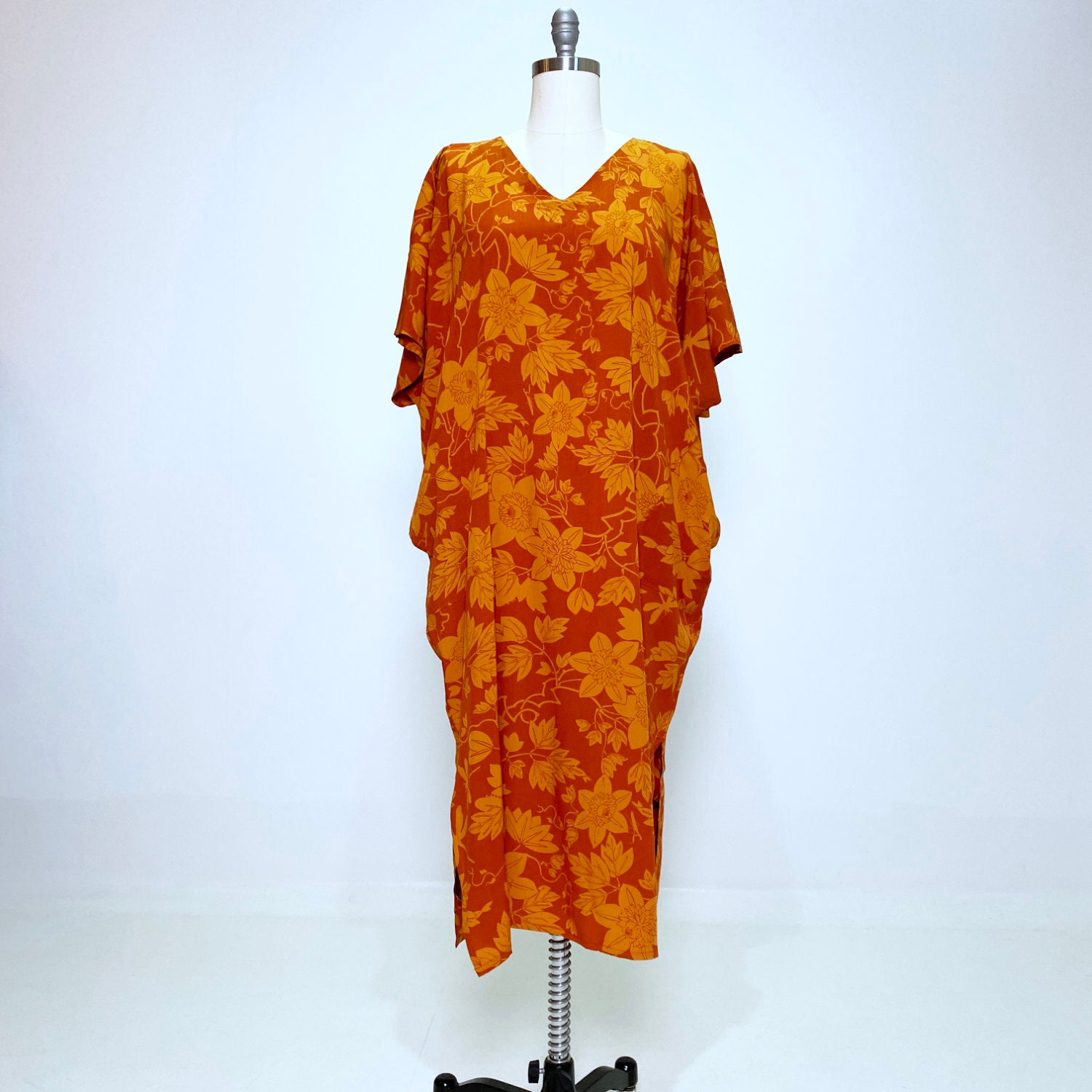 Plus | Donna's Dress Shop